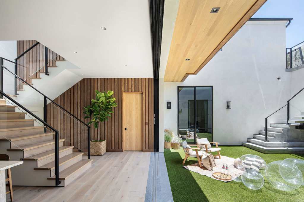 Modern Compound - Garden Studio