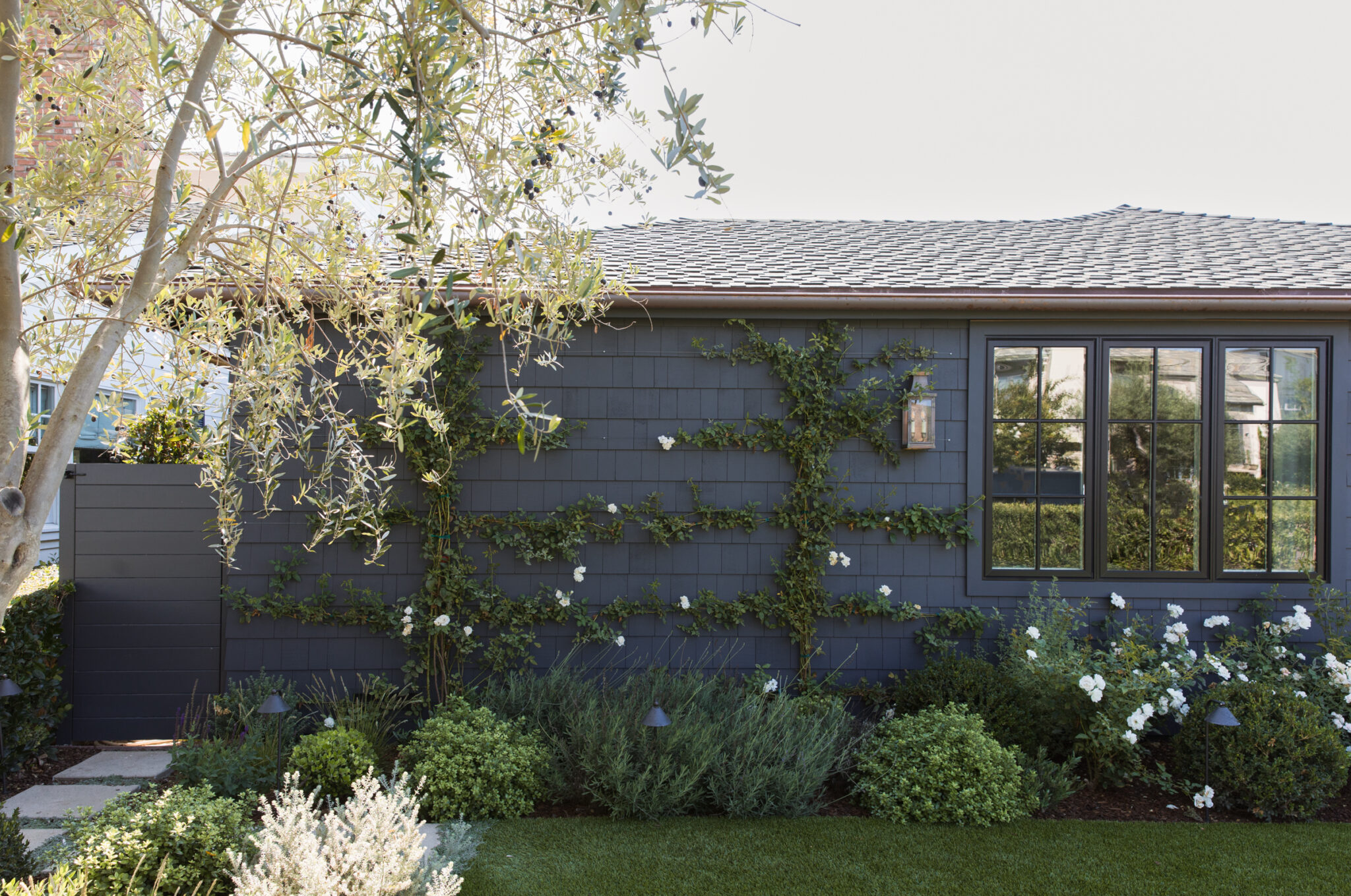 Our Favorite Exterior Paints For Your Home - Garden Studio